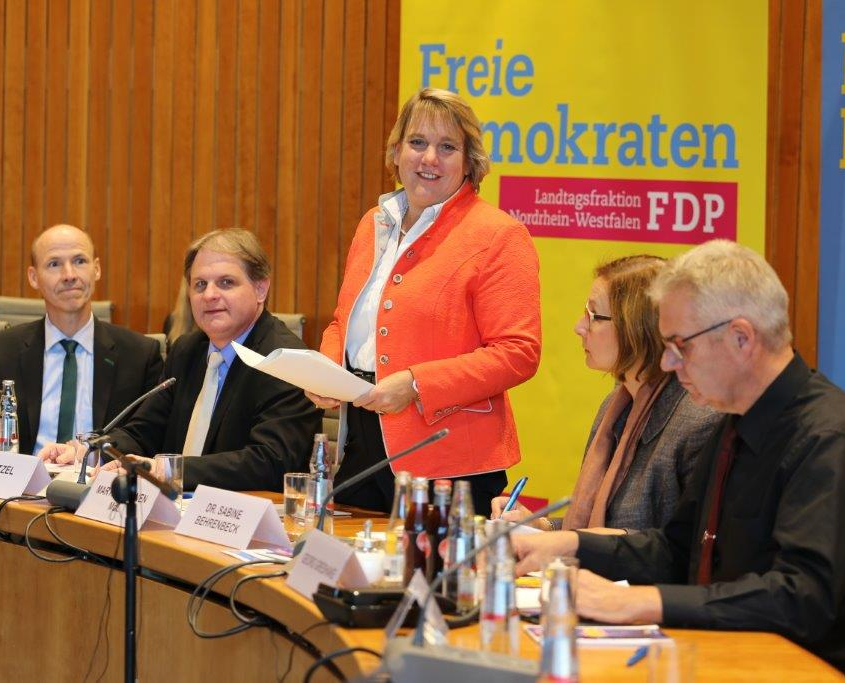 Start - Martina Hannen